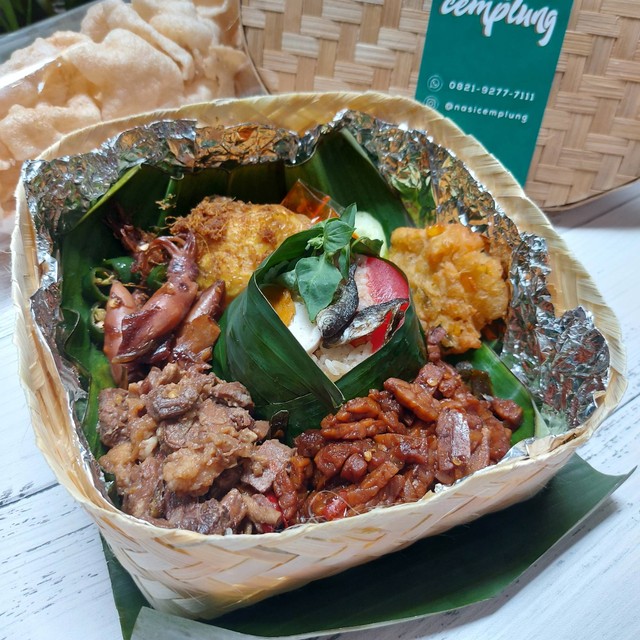 Sedapnya Nasi Cemplung, Besekan Komplit dengan Nasi Kaya Rempah nan ...