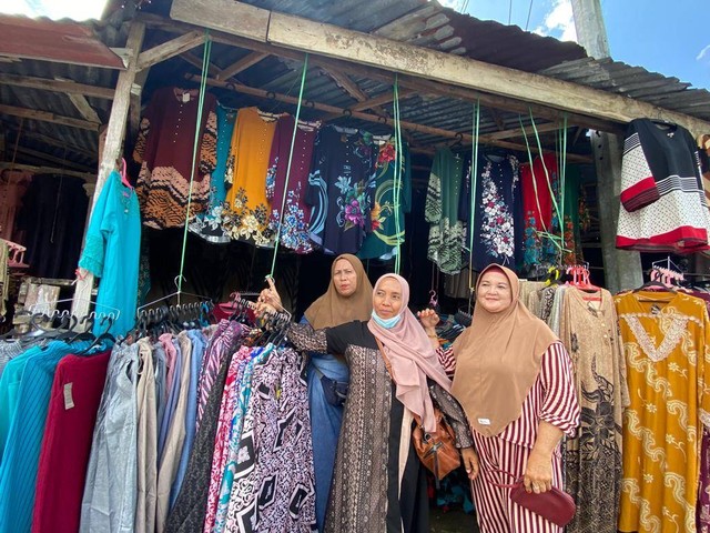 Pasar Serikin Sarawak Buka Kembali Usai Pandemi: Terima Uang Ringgit ...