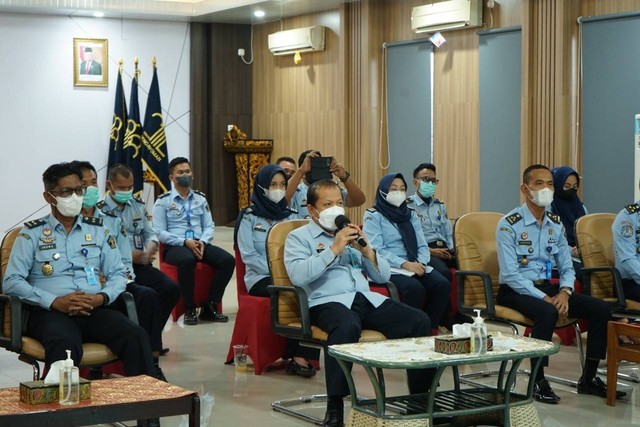 Beri Arahan Tugas Kepada Jajaran, Ini Pesan Kakanwil Kemenkumham Sumsel | kumparan.com