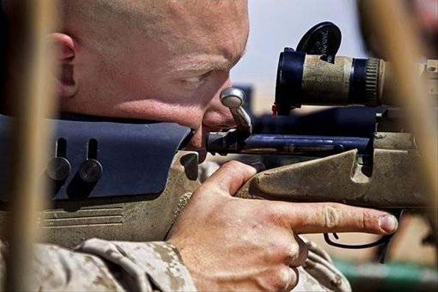 5 Sniper Terbaik Dunia dan Mematikan Sepanjang Sejarah | kumparan.com