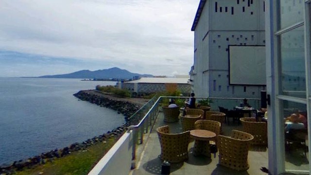 7 Hotel di Manado Dekat Pantai Terbaik untuk Staycation | kumparan.com