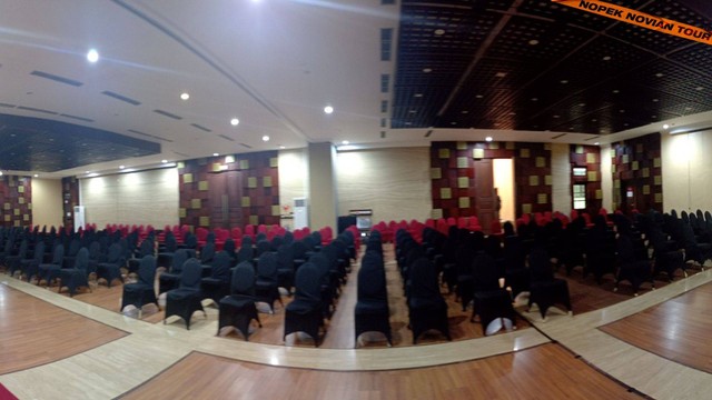 Lucunya Stand Up Tour Nopek Novian di Pasuruan, Berbicara Keluarga ...