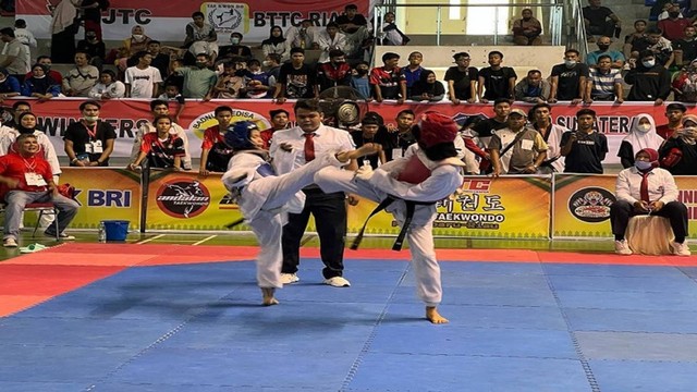 Atlet Taekwondo Riau Juara Umum 1 Kejurnas Indonesia Taekwondo League