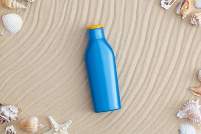 Rekomendasi Sunblock untuk ke Pantai agar Kulit Terlindungi | kumparan.com
