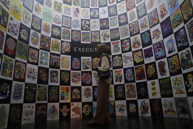 Foto: Berkunjung ke Pameran Instalasi Seni Pop Art di Senayan Park ...