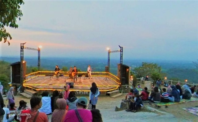 7 Rekomendasi Tempat Melihat Sunset di Jogja | kumparan.com