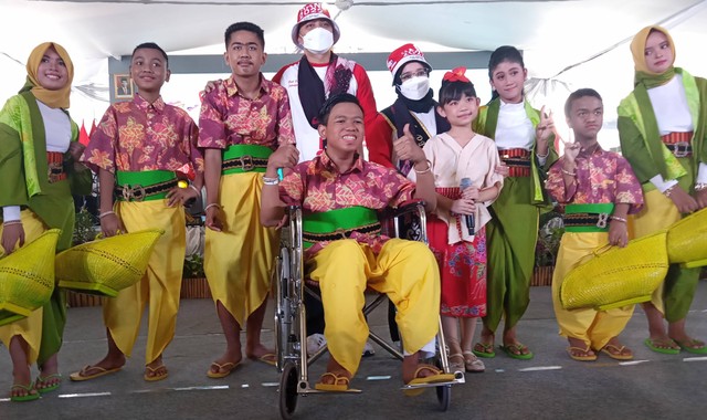 Rumah Anak Prestasi, Wadah Kreativitas Anak Penyandang Disabilitas | kumparan.com