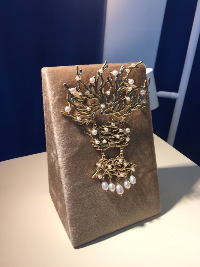 Terinspirasi dari Perempuan & Alam, Tulola Design Hadirkan Perhiasan ...