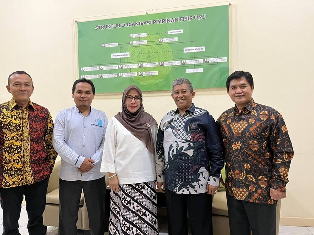 FISIP UMJ dan FISIP UMMAT Tandatangani MoU | kumparan.com