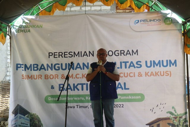 Sumur Bor dan Fasilitas MCK dari PT Terminal Petikemas Surabaya dan IZI Jatim | kumparan.com