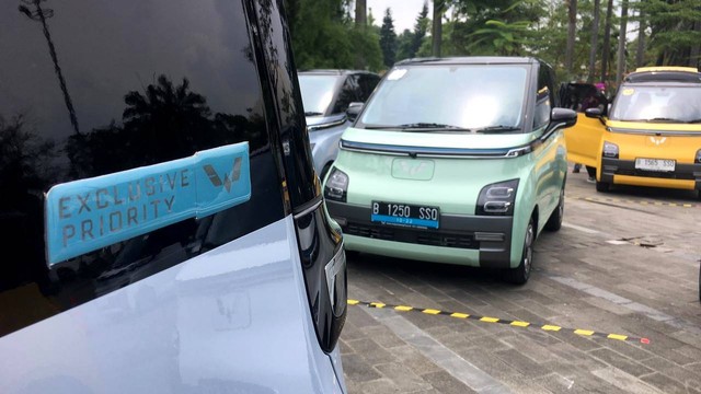 100 Wuling Air ev Pertama Resmi Mengaspal di Indonesia | kumparan.com