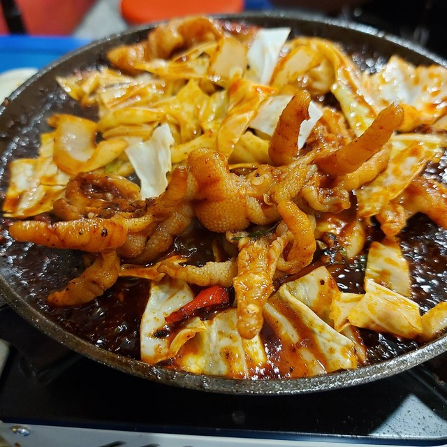 Bersantap Malam ke Nolda Pocha, Tempat Makan ala Korea yang Viral di ...