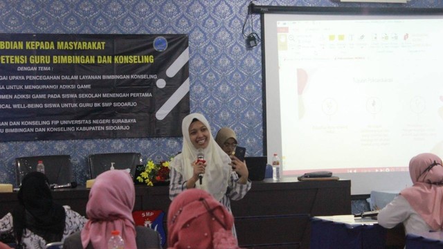 UNESA Bekali Guru dengan Kemampuan Psychological Well-being | kumparan.com