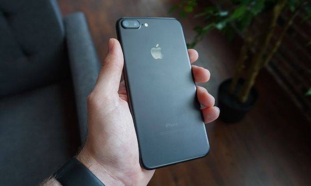 Mengenal Istilah Ex Inter di iPhone, Ini Bedanya dengan yang Resmi ...