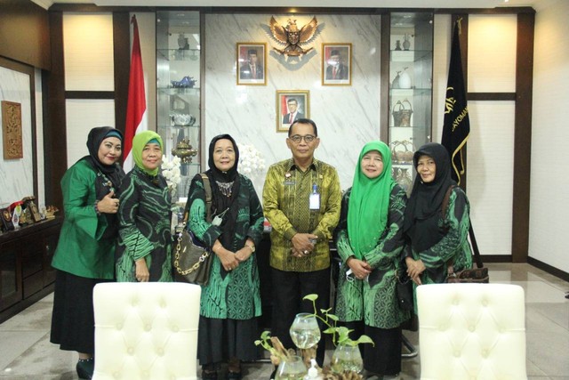 Kakanwil Kemenkumham Jateng Terima Kunjungan FORHATI Jawa Tengah ... Kakanwil Kemenkumham Jateng Terima Kunjungan FORHATI Jawa Tengah ...