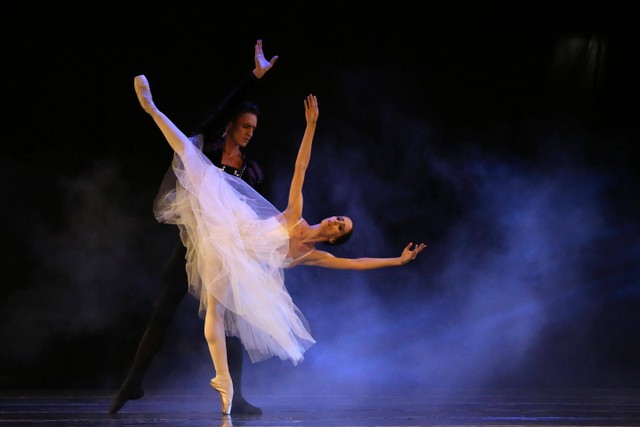 Foto: Perhelatan Festival Balet Internasional di Kolombia | kumparan.com