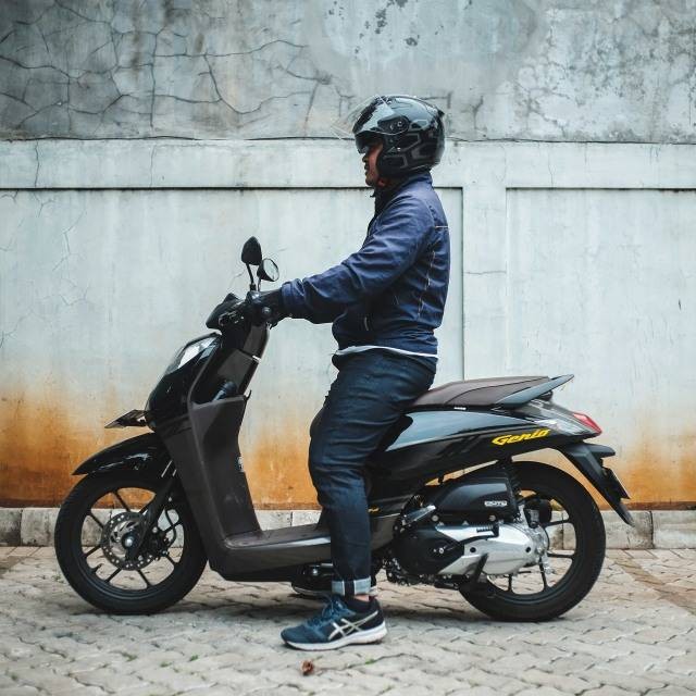 5 Mitos Sepeda Motor yang Hingga Kini Masih Dipercayai Banyak Orang ...