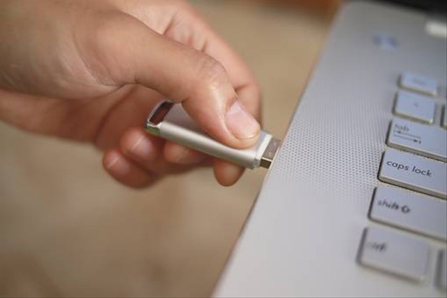 5 Cara Memperbaiki Flashdisk Tidak Terbaca di Laptop/Komputer | kumparan.com
