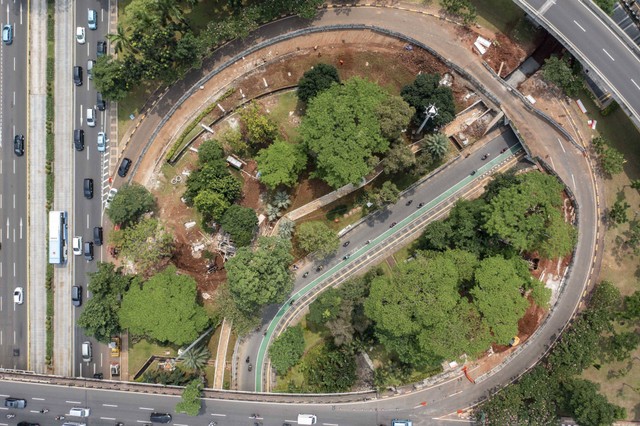 Foto: Melihat Progres Revitalisasi Taman Semanggi | kumparan.com