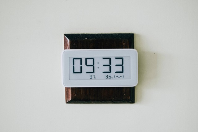 Pengertian dan Penjelasan AM Pagi atau Malam | kumparan.com