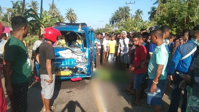 Kecelakaan Lalu Lintas di Jalan Trans Maumere-Larantuka, 1 Orang Tewas | kumparan.com