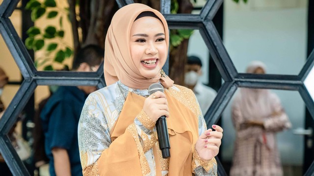 Kisah Sukses Desi Indarti Investasi Kripto, Bangkit Setelah Rugi ...