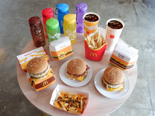 McDonald's Kembali Hadirkan Menu Burger Berlapis, Ada Double Big Mac ...