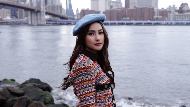 Devina Kirana Bungkam saat Dituding Jadi Selingkuhan Rizky Billar, Ini ...