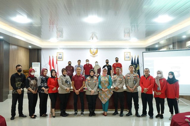 Polda Sumsel Kenalkan Aplikasi E-Office pada jajaran Kemenkumham Sumsel ... Polda Sumsel Kenalkan Aplikasi E-Office pada jajaran Kemenkumham Sumsel ...