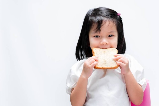 Manfaat Kulit Roti untuk Anak | kumparan.com