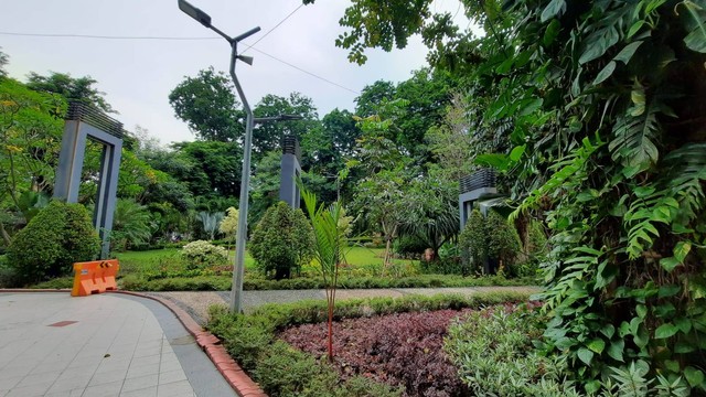 Peranan Penting Ruang Terbuka Hijau (RTH) di Kota Surabaya | kumparan.com