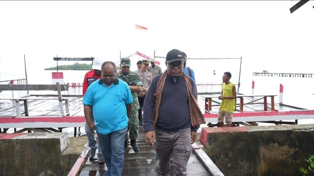 Kampung Yeflio dan Klasmelek Dipilih Jadi Kampung Ramah Anak | kumparan.com