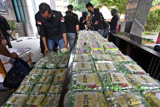 Foto: Wujud Sabu 270 Kilogram yang Berhasil Diamankan Bareskrim Polri ...