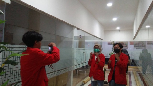 Magang UNTAG Surabaya pada Bidang Manajemen Konten Media Online (RRI ...