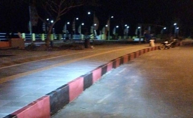 Tanggapan Balai soal Trotoar Diwarnai Merah Hitam di Tidore | kumparan.com