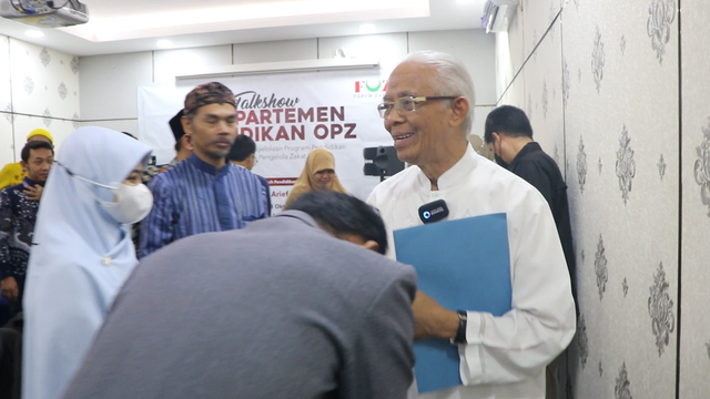 Prof. Dr. H. Arief Rachman, M.Pd. Hadiri Talkshow FOZ di Kantor IZI ...