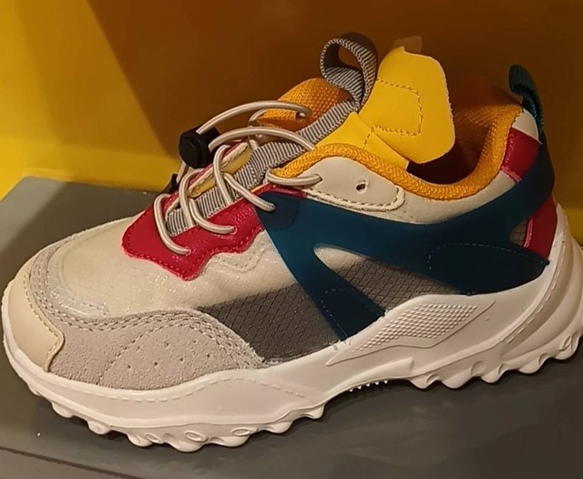 Adu Kreativitas Desain Sepatu Anak di Jackson House of Shoes KidZania ...