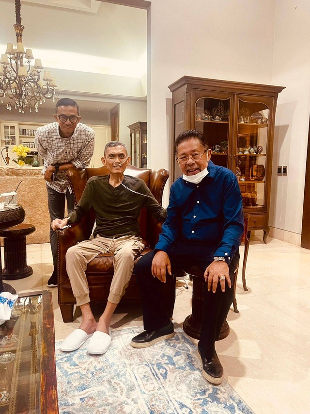 Mengenang Rinaldi Sjarif, Sahabat yang Telah Tiada | kumparan.com