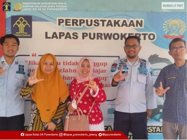 Dinas Arsip dan Perpusda Banyumas Beri Fasilitas Perpustakaan diLapas Purwokerto | kumparan.com