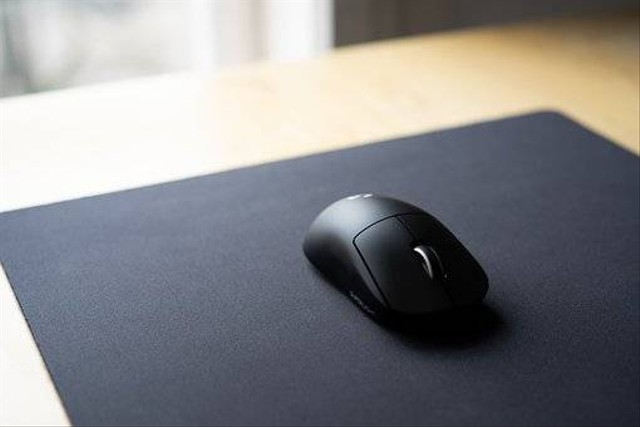 3 Cara Membersihkan Mouse Pad Berdasarkan Jenis-Jenisnya | kumparan.com