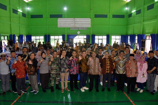 Tingkat Partisipasi Tertinggi, Desa Trusmi Kulon jadi Desa Peduli ...