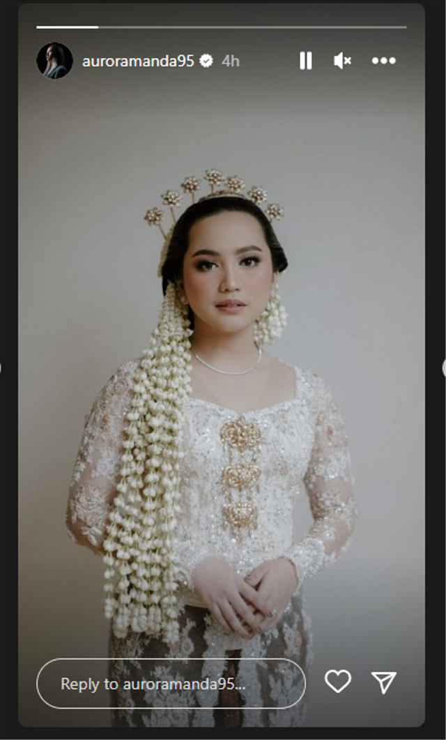 Unggah Fotonya Pakai Baju Pengantin, Rachel Amanda Menikah? | kumparan.com