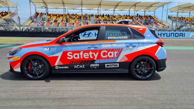 Hyundai i30 Fastback N Amankan Lagi Balapan WSBK Mandalika 2022 ...