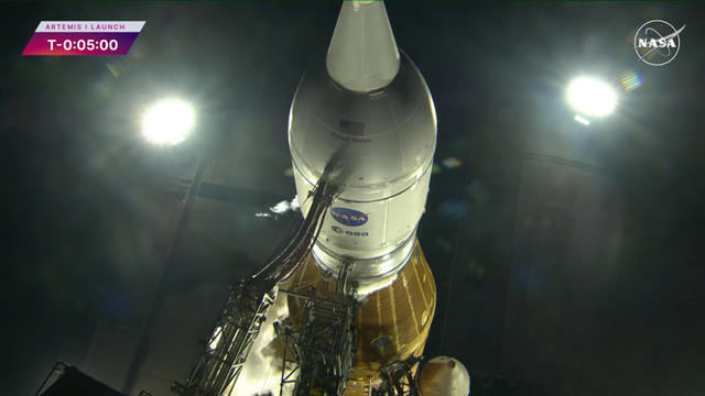 Detik-detik Roket 'Megamoon' NASA Akhirnya Meluncur ke Bulan | kumparan.com