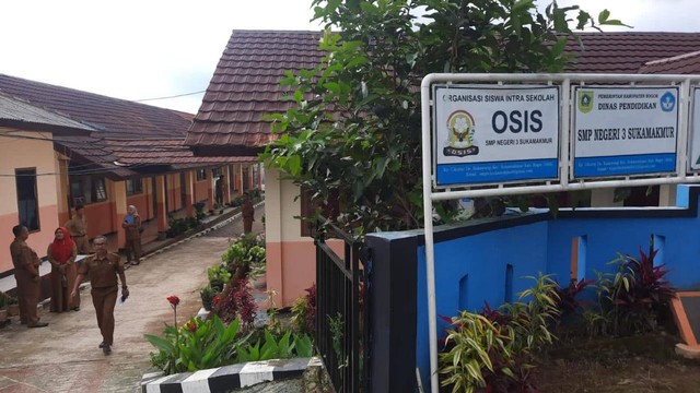 Aktivitas Sekolah di Puncak Dua Bogor Berhenti Akibat Gempa, Siswa ... Aktivitas Sekolah di Puncak Dua Bogor Berhenti Akibat Gempa, Siswa ...