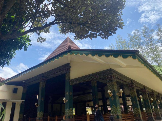 Wisata Religi Nuansa Jawa dan Hindu ala Gereja Ganjuran | kumparan.com