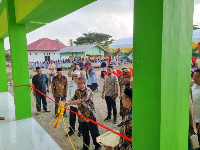 BSI Mashlahat-Laznas IZI Kolaborasi Bangun Pesantren Al Anshor di Aceh ...