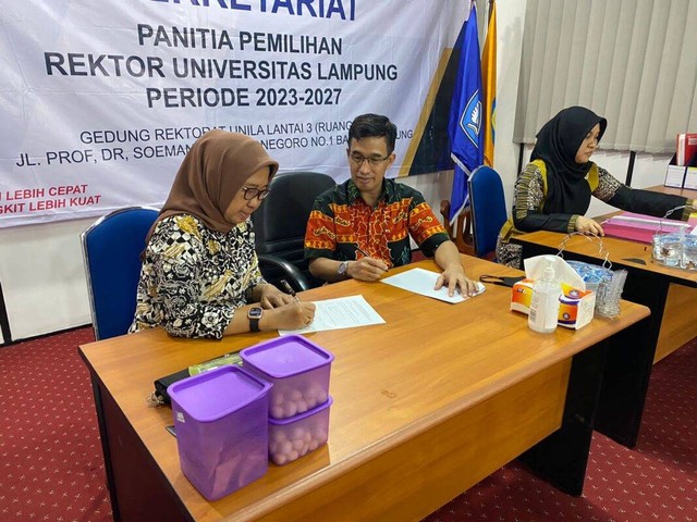 4 Kandidat Resmi Daftar jadi Bakal Calon Rektor Unila 2023-2027 ...