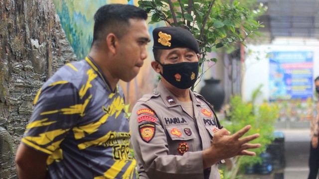 Jalin Sinergitas, Siswa SPN Mojokerto Kunjungi Rutan Gresik | kumparan.com Jalin Sinergitas, Siswa SPN Mojokerto Kunjungi Rutan Gresik | kumparan.com