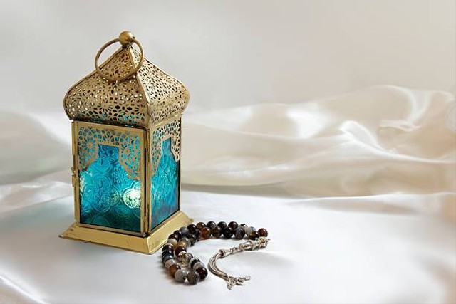 Bacaan Tawasul Tahlil dalam Bahasa Arab, Latin, dan Terjemahannya ...